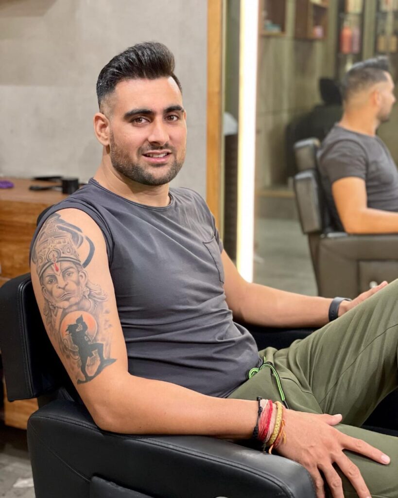 Raid Machine, Poster Boy of Indian Kabaddi, Rahul Chaudhari Age, Wife, Family, Height, Bio & 21 ...
